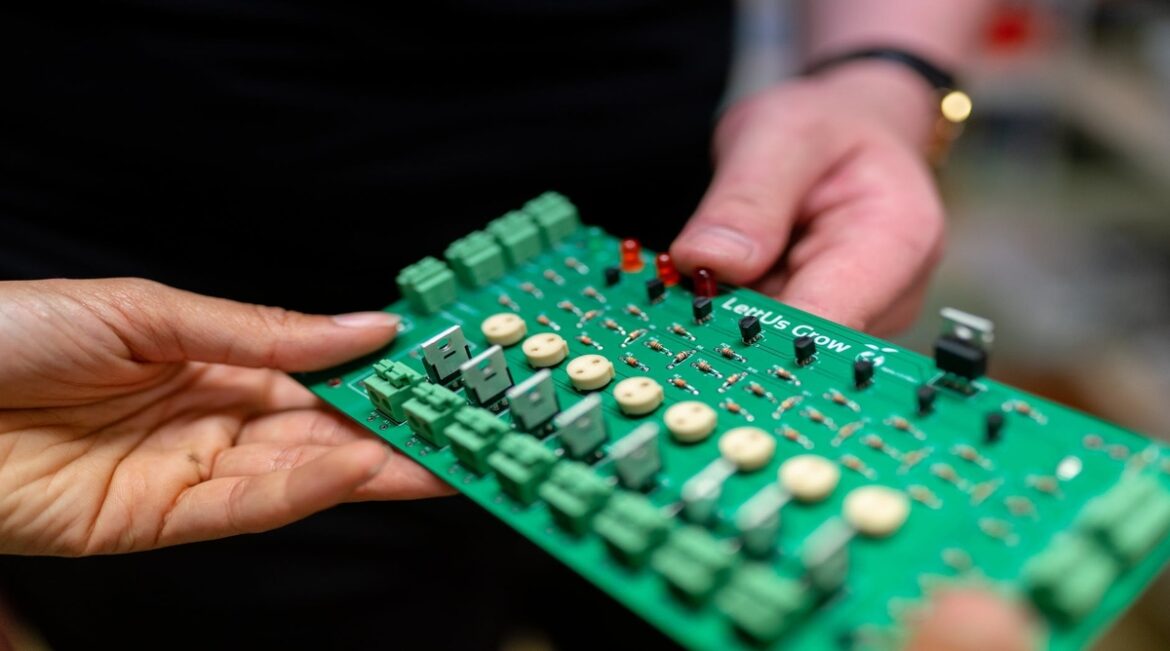 Printed Circuit Board Design Services Use Of Copper Sheets Home